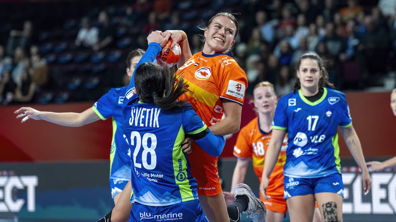 Handbalsters beginnen sterk aan hoofdfase EK met zege op Slovenië ...