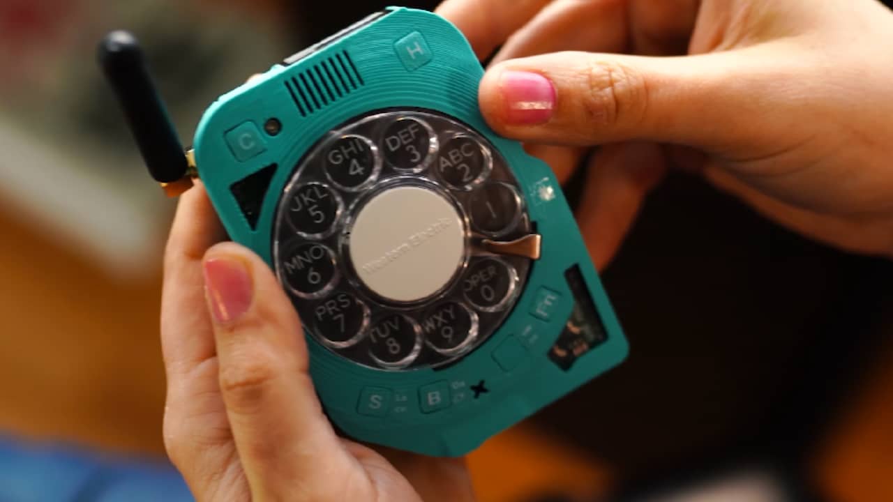 Amerikaanse ontwerpt telefoon met ouderwetse draaischijf | NU.nl