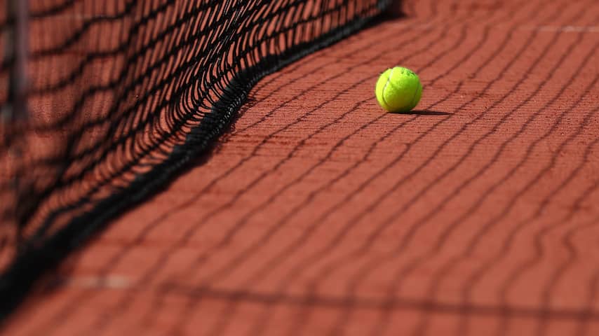 Tenniscoach en oud-prof Dennis van Scheppingen de cel in voor misbruik ...
