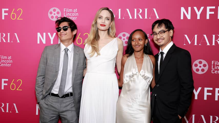 Scheiding van Brad Pitt en Angelina Jolie suddert al tien jaar door ...