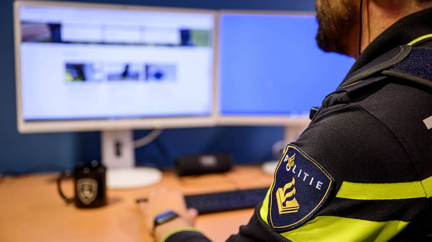 Medewerker politie Den Haag ontslagen na ongepaste uitingen op sociale ...