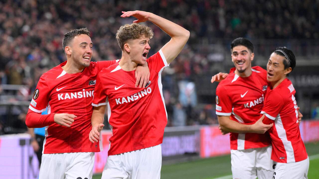 AZ pakt punt na vliegende start tegen Galatasaray en blijft kansrijk in ...