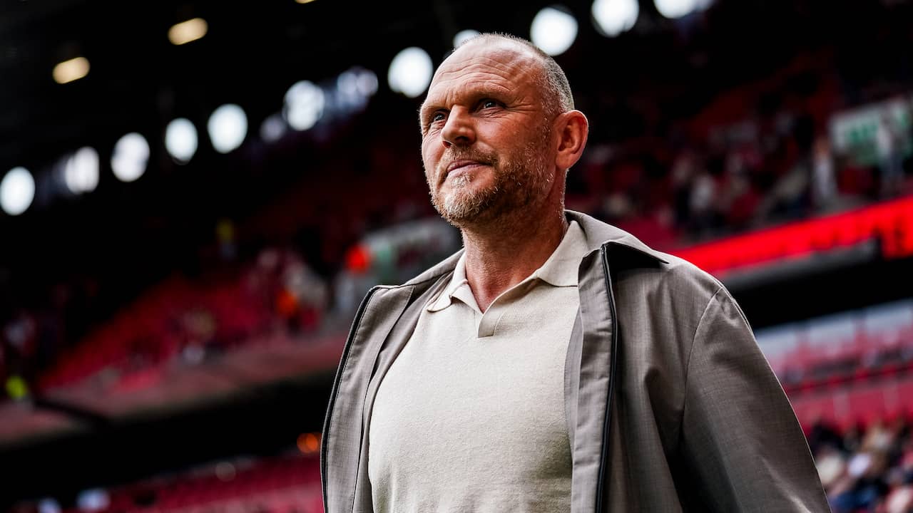 FC Twente ontslaat trainer Joseph Oosting vanwege teleurstellende seizoensstart | Voetbal | NU.nl