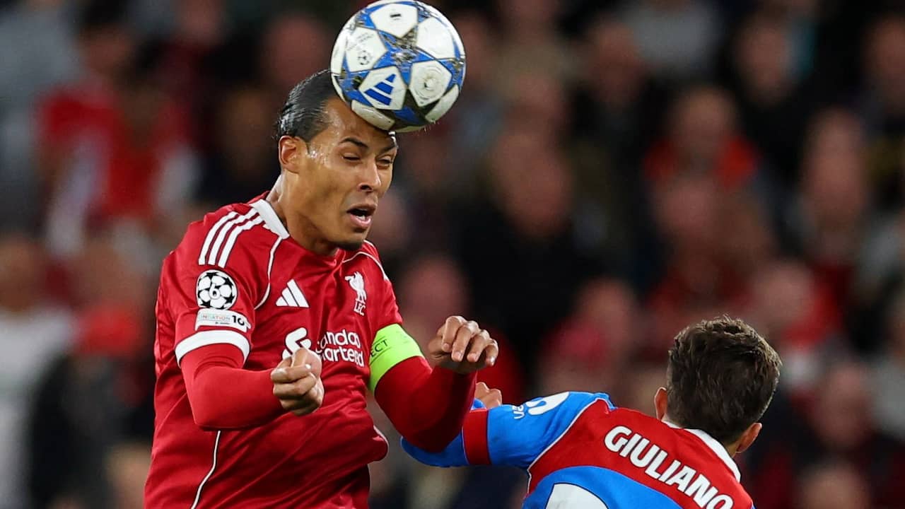 Van Dijk kopt Liverpool naar zege in slotfase tegen Atlético | NU.nl