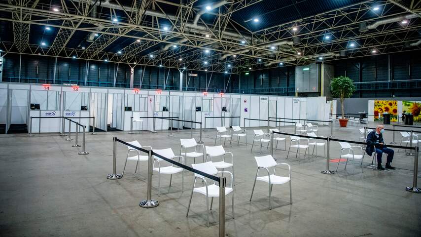 GGD Utrecht gaat als test tot laat in de avond vaccineren in de ...