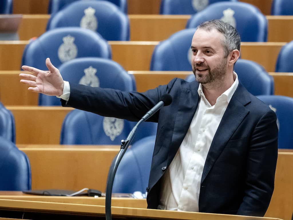 Lees hier terug hoe het debat over de rellen in Den Haag verliep - NU.nl