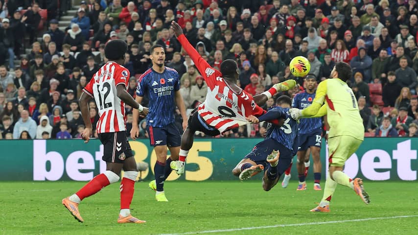 Brobbey opgelucht na prachtgoal tegen Arsenal: 'Nog nooit zoveel geluid ...