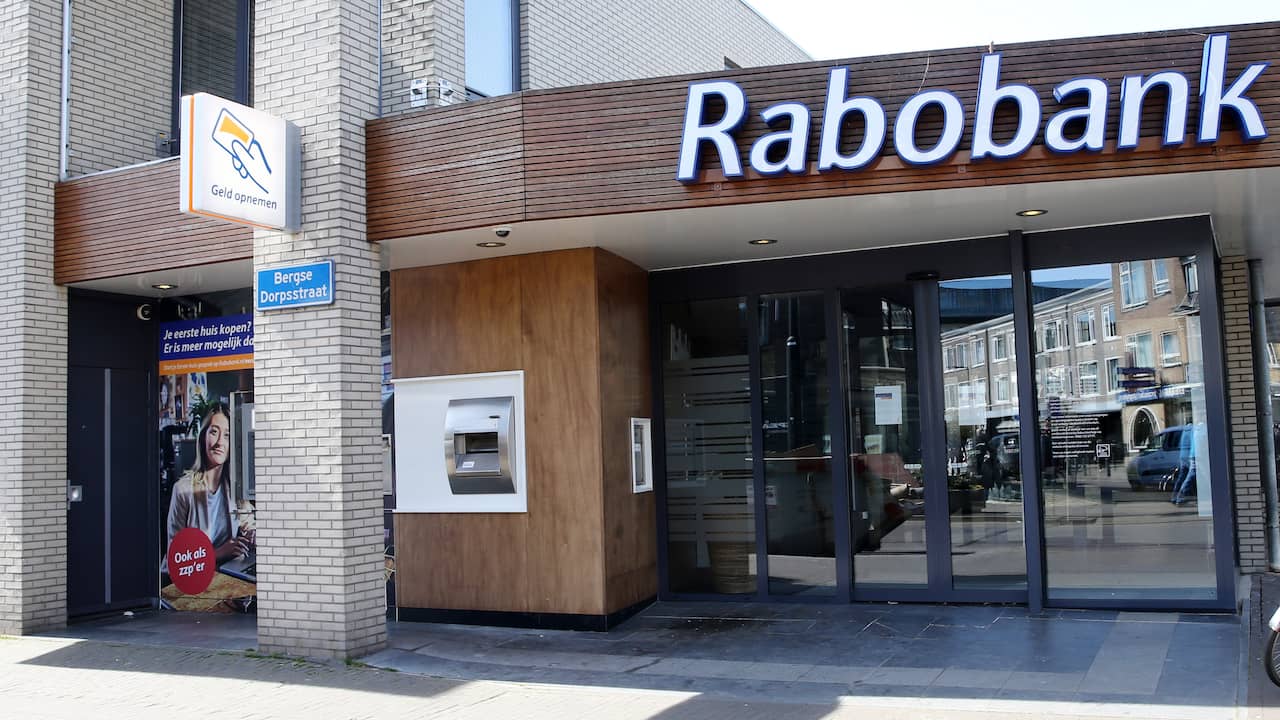 Rabobank gooit rente weer omhoog, spaarders krijgen 1,5 procent ...