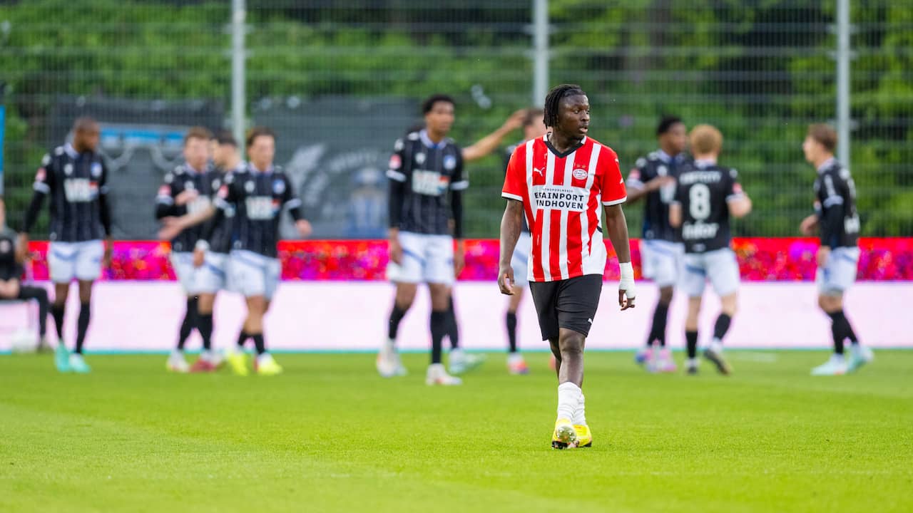 Jong PSV met Bakayoko en andere A-spelers onderuit tegen FC Eindhoven | Voetbal | NU.nl