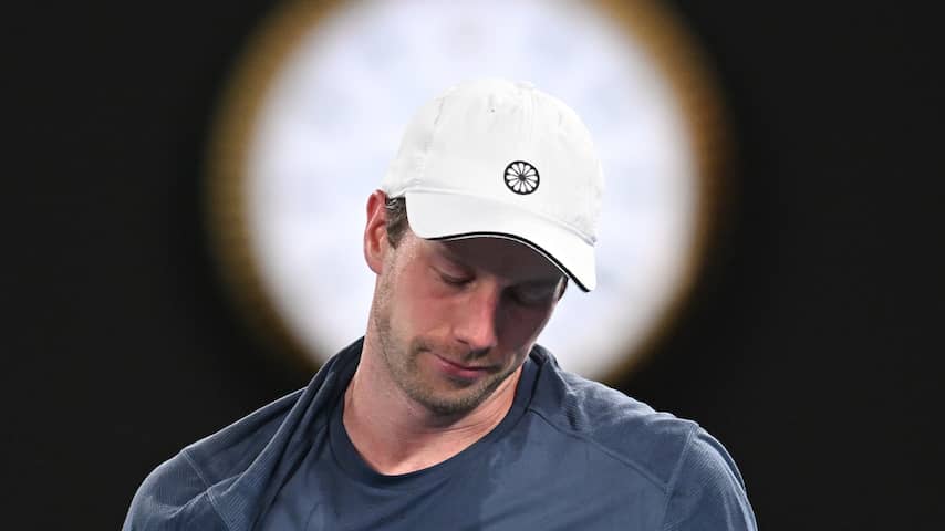 Teruglezen | Lees alles terug over partij Van de Zandschulp-Djokovic in ...