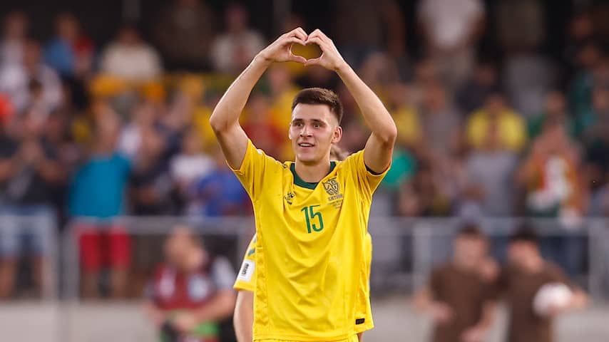 Sterspeler Litouwen maakt indruk: 'Koeman zal mijn naam nu wél lang ...