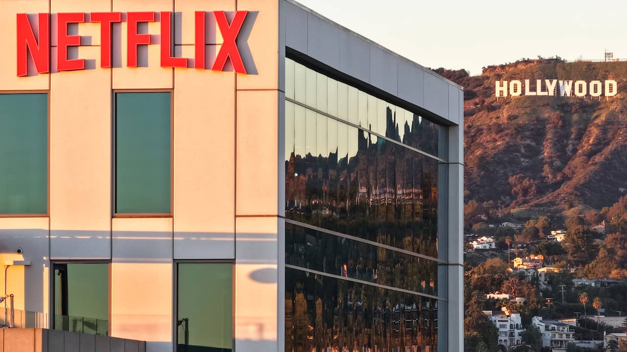 Netflix aast op filmbibliotheek Warner Bros., maar er is een kaper op ...