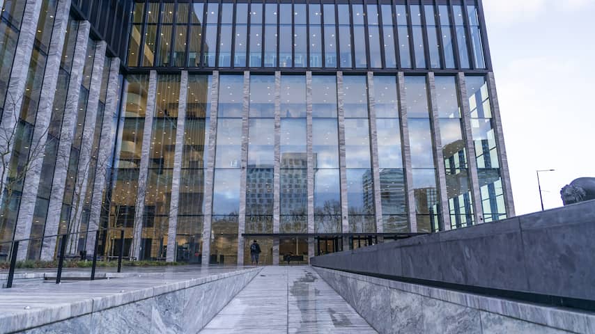 Rapper JoeyAK krijgt 4 jaar cel voor ontvoering, zaak tegen Bigidagoe beëindigd | Binnenland | NU.nl