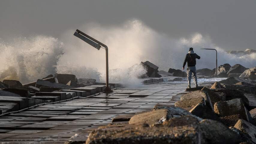 Storm Pia zorgt ook in Duitsland en Denemarken voor overlast ...