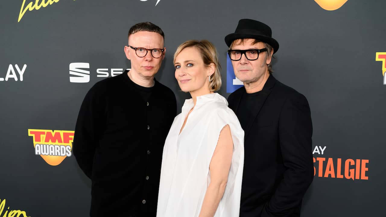 Geike Arnaert stopt opnieuw bij Belgische band Hooverphonic | Muziek ...
