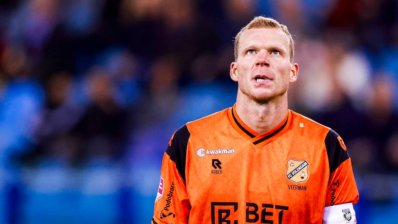 Veerman wijt mindere vorm Volendam aan arbitrage: 'Scheids wéér ...