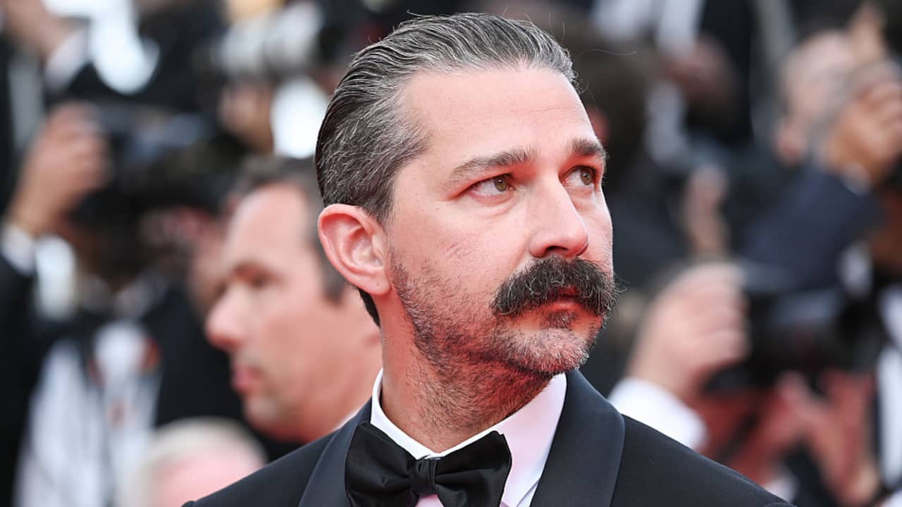 Shia LaBeouf schikt met ex-partner FKA twigs in mishandelingszaak ...