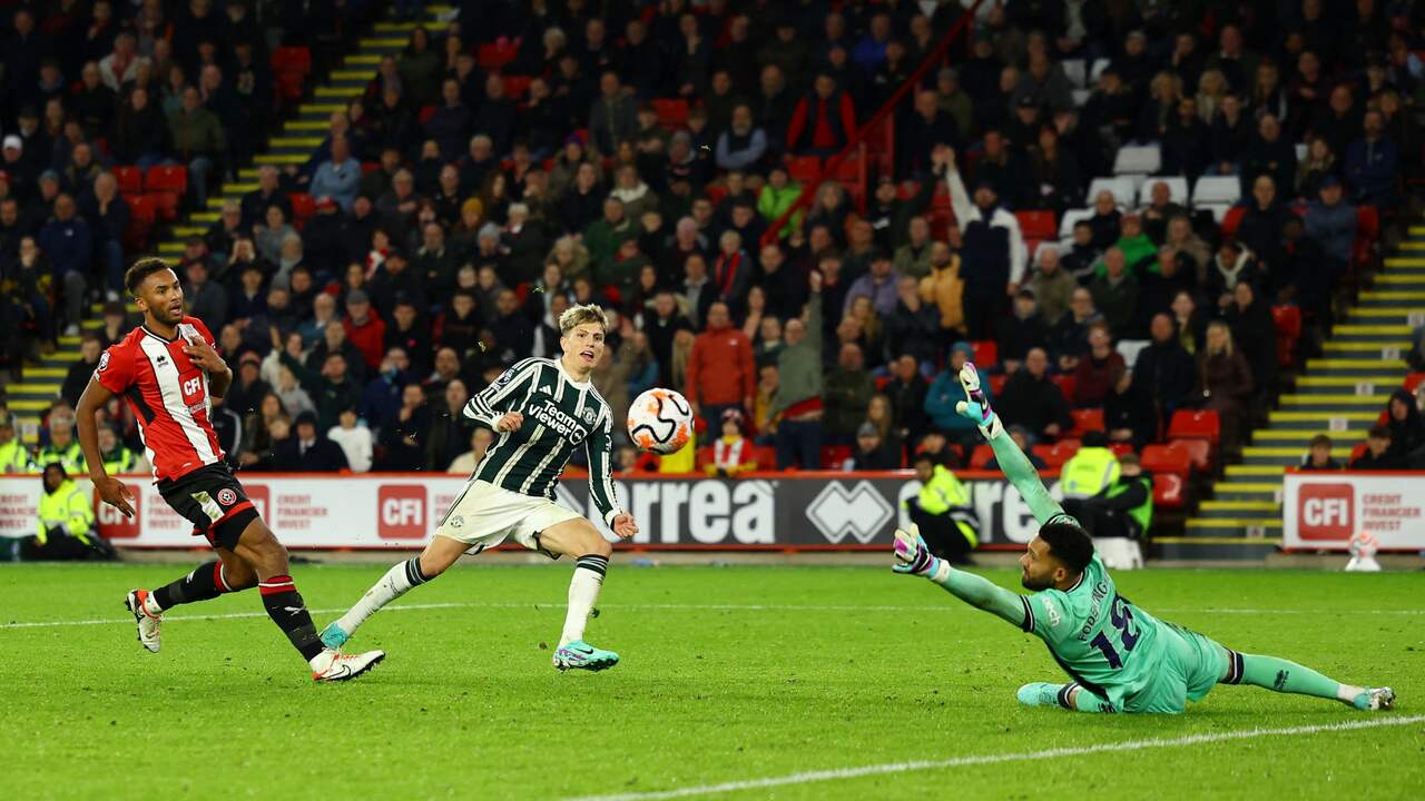 Ten Hag, Van der Sar en prins William staan stil bij overlijden Sir ...