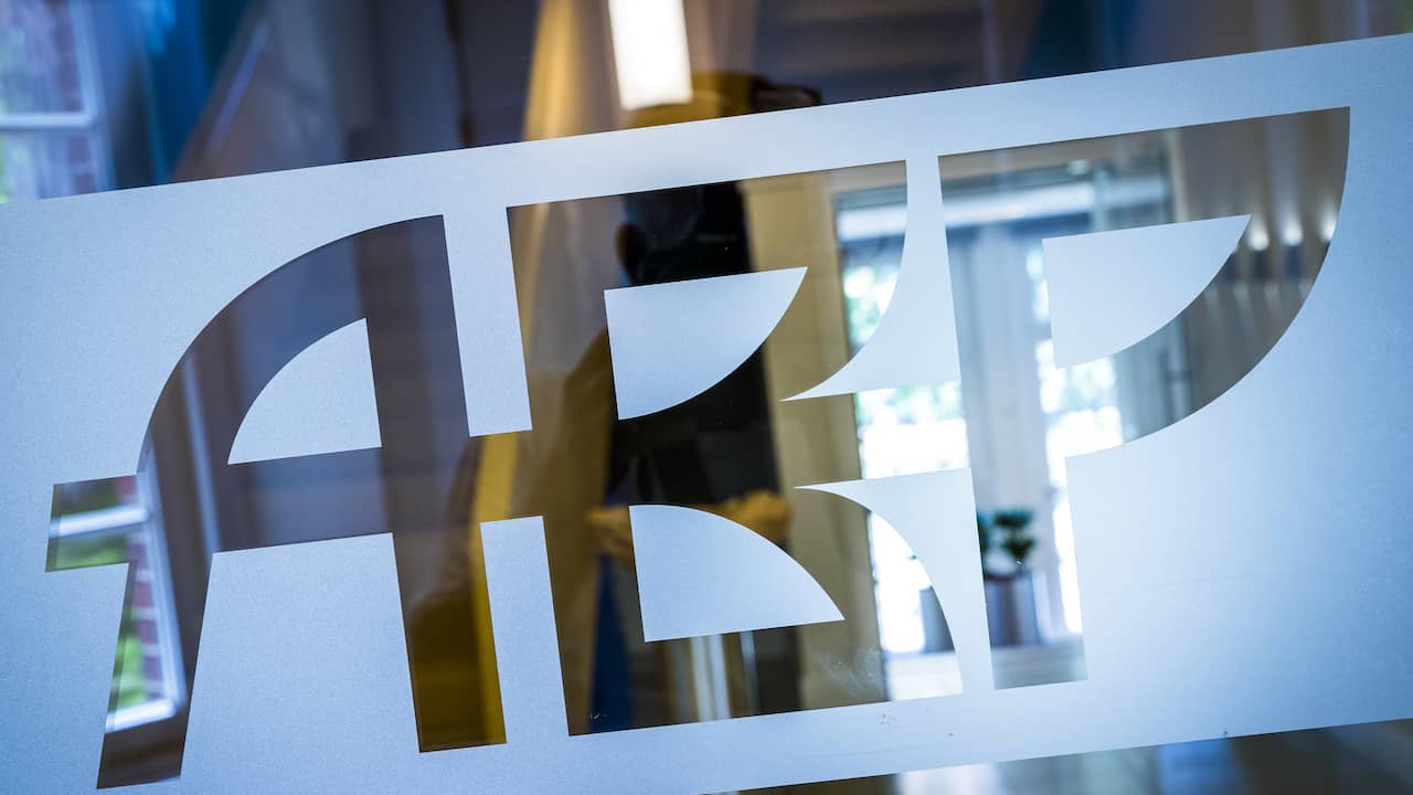 Pensioenfonds ABP vergoedt schade van 8.000 mensen die pensioen ...