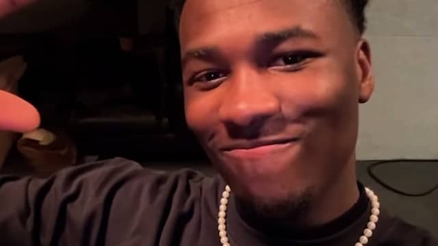 Songfestival-liedje Claude uitgelekt: Frans-Engels C'est La Vie naar ...