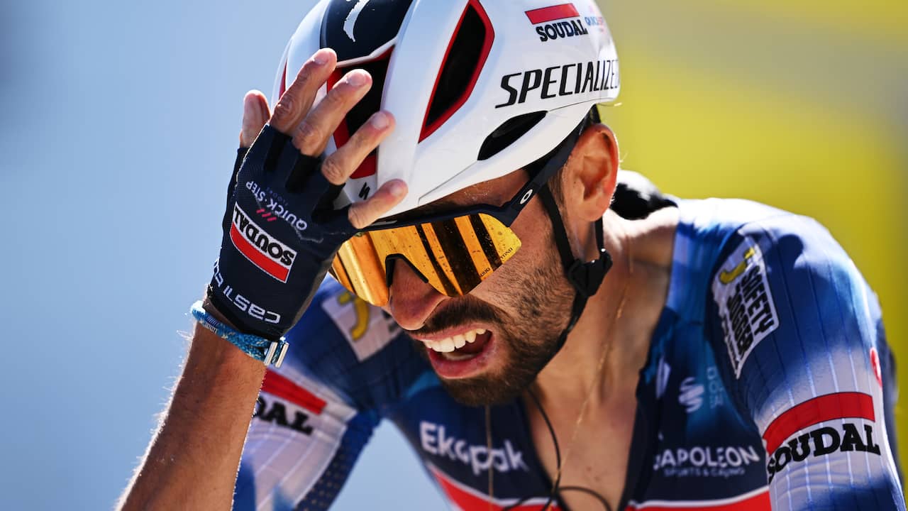 Bekijk hoe Fransman Paret-Peintre wint op mythische Mont Ventoux in Tour | NU.nl