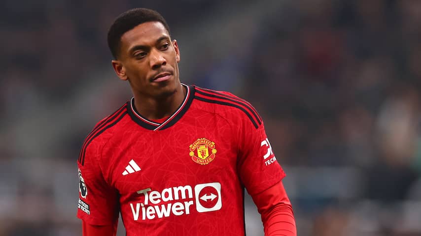 Ten Hag ziet Martial na negen jaar vertrekken bij Manchester United ...