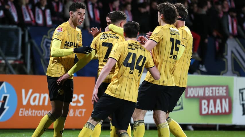 Roda JC wint topper bij koploper Willem II en profiteert optimaal van ...