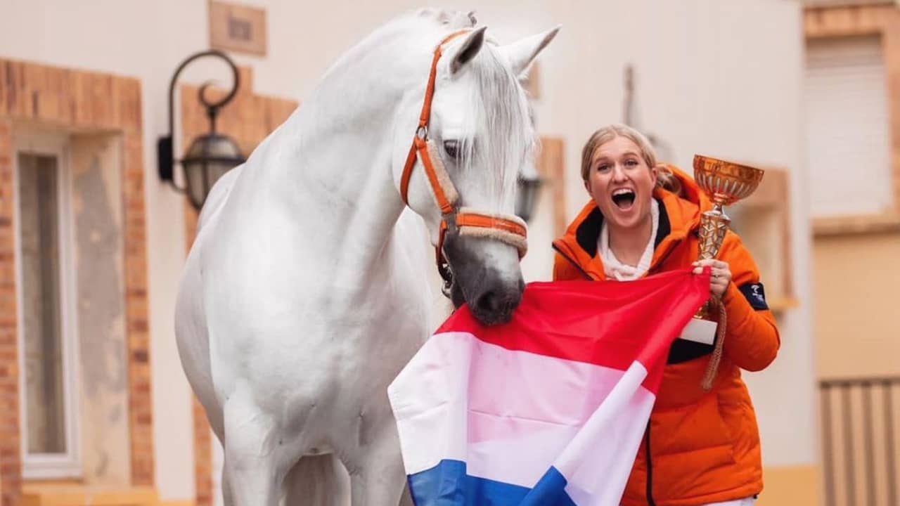 Britt Dekker wint Europees kampioenschap dressuur met 'Talpa-paard' George | Achterklap | NU.nl