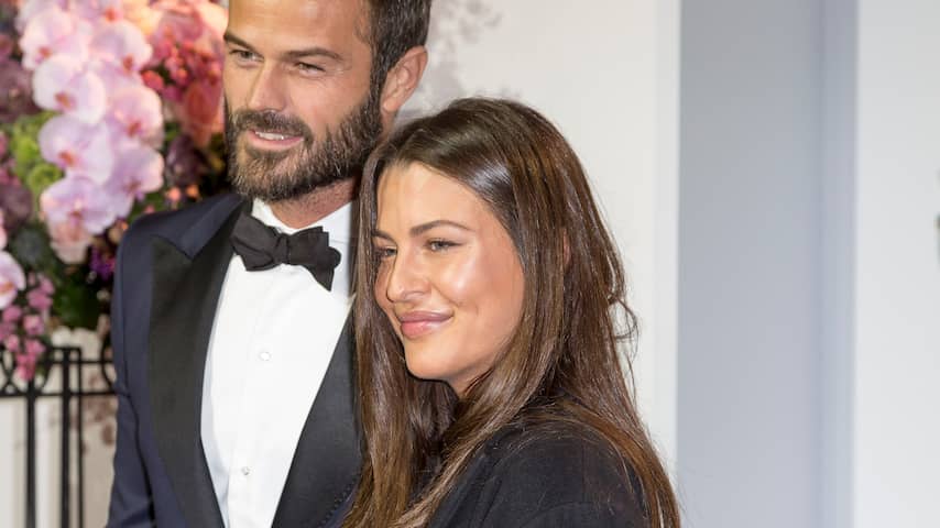 Arie Boomsma en vrouw Romy verwachten derde kindje | Achterklap | NU.nl