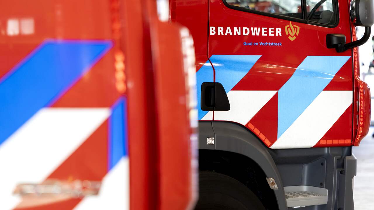 Appartementen ontruimd in Waalwijk vanwege brand, twee mensen ...
