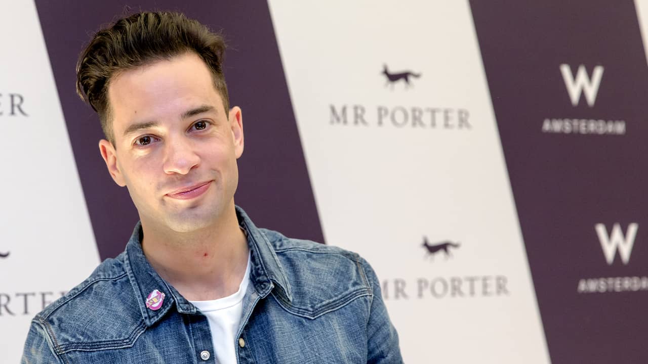 Valerio Zeno na vier jaar terug op tv als presentator Echte Meisjes in ...