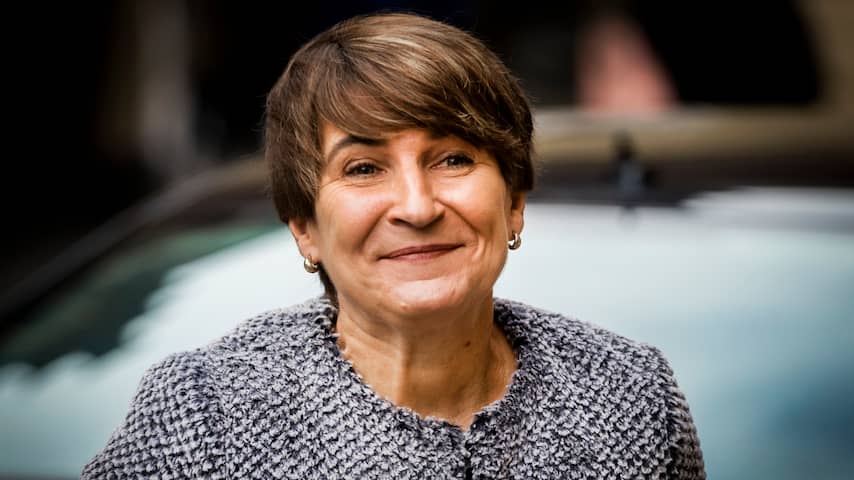 Minister Ploumen krijgt Aletta Jacobsprijs voor inzet vrouwenrechten ...