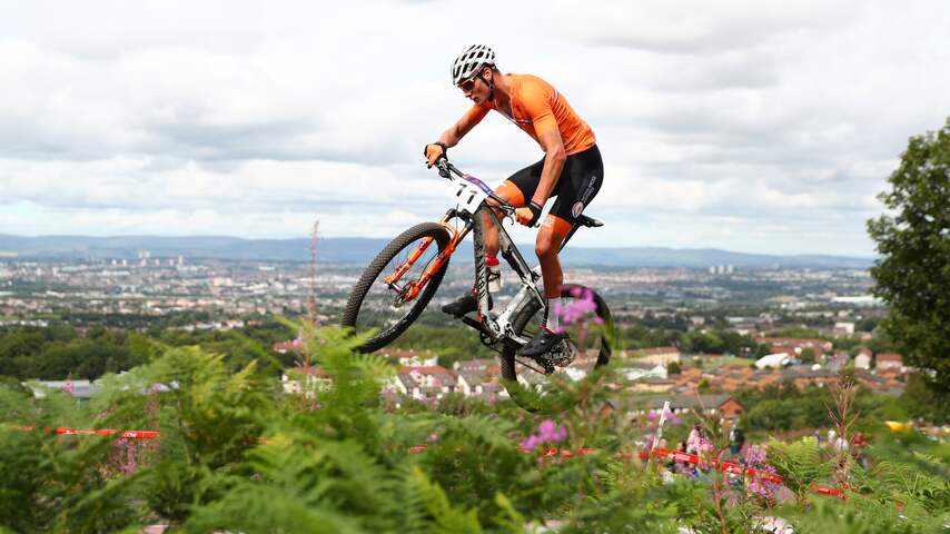 Van der Poel heeft nog te veel pijn en mist shorttrackrace op WK ...