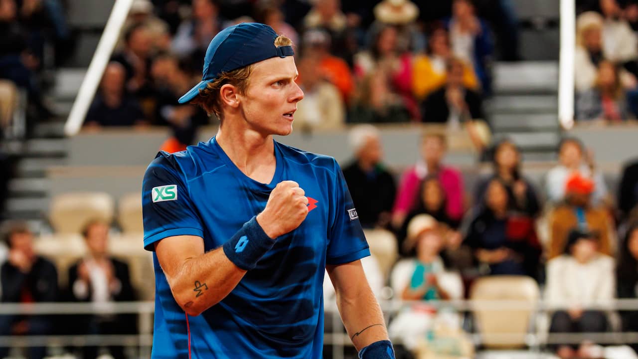 Jesper de Jong stunt ook tegen Griekspoor en is halvefinalist in ...