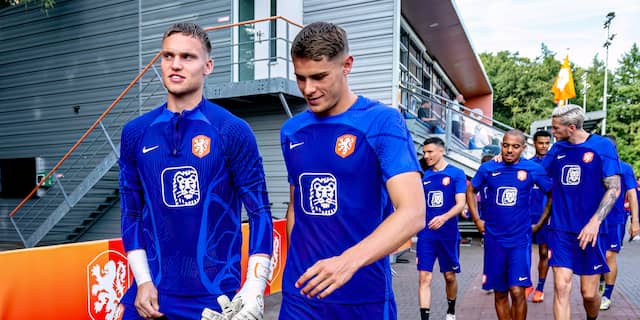 Van bijna-amateur tot Oranje: de wonderlijke opmars van Micky van de ...