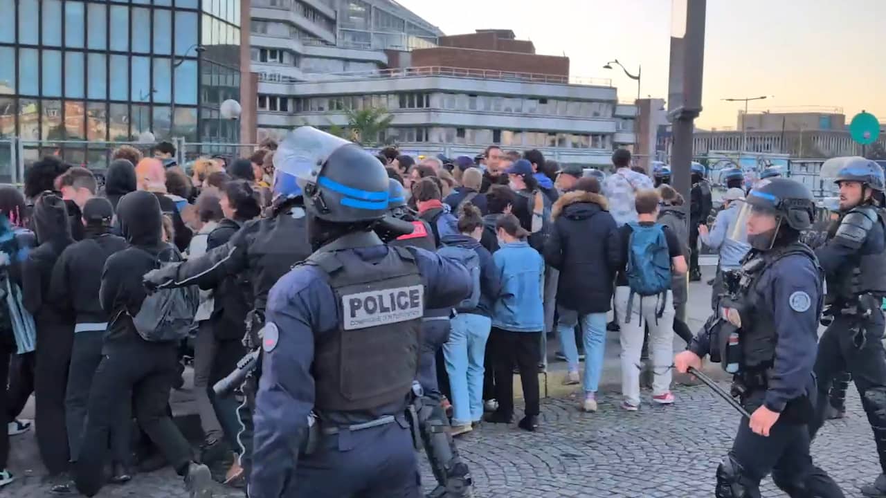 Bijna 200 arrestaties rond Franse protesten tegen geplande ...