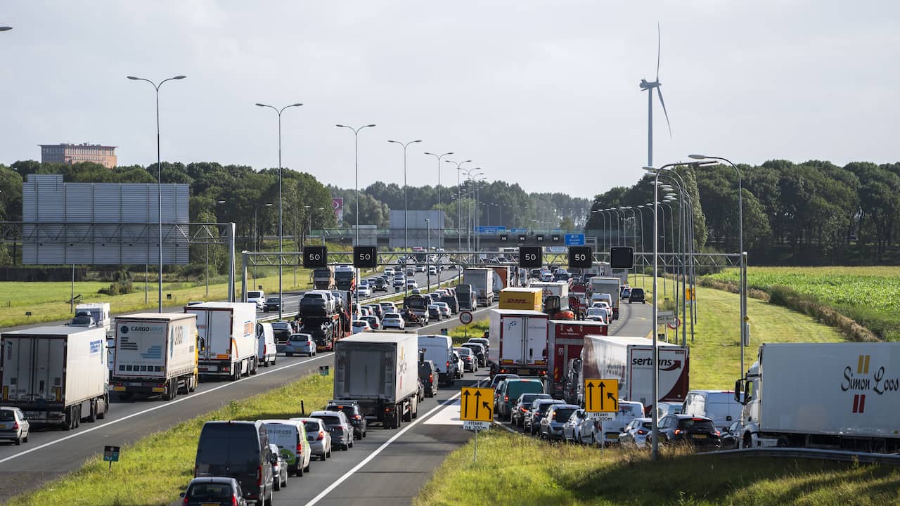 Rijkswaterstaat waarschuwt voor 'allerdrukste weekend' door werkzaamheden A2 | Binnenland | NU.nl