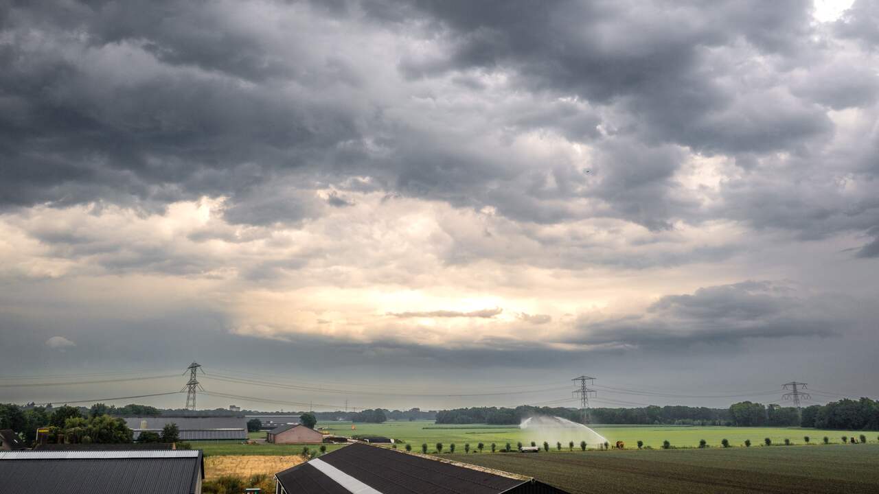 Onweer, zware regen of hagel? Stuur jouw weervideo's (gesloten ...