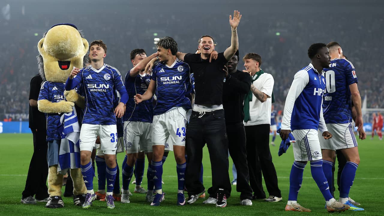 Schalke 04 en directeur Youri Mulder keren na drie jaar terug in ...