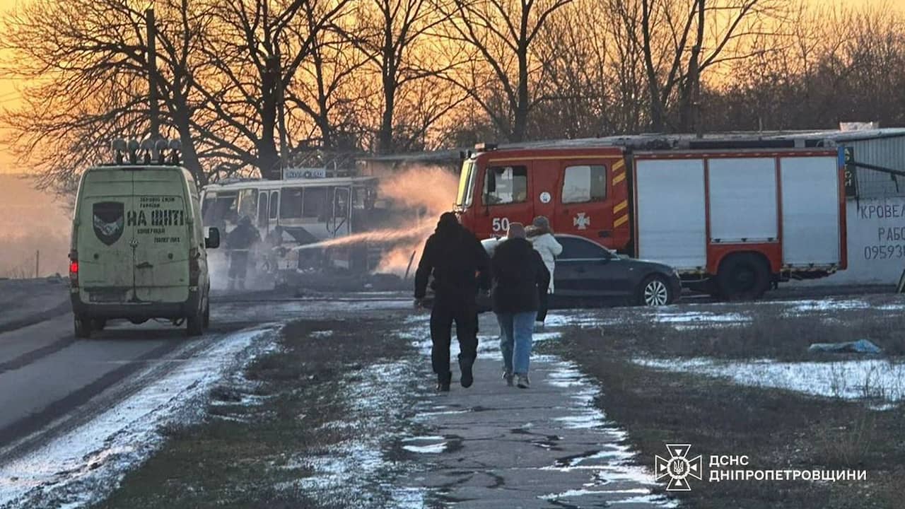 Twaalf doden in Oekraïne door Russische droneaanval op bus met ...
