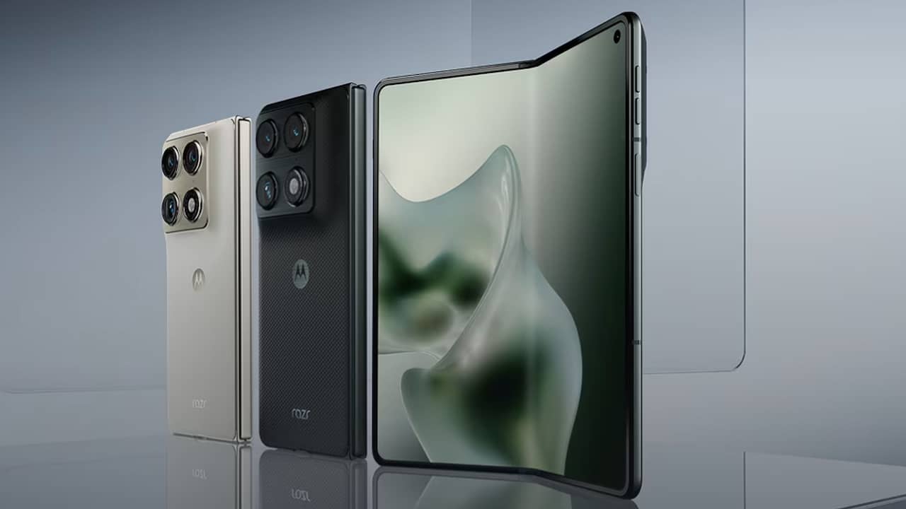 Motorola onthult zijn eerste vouwbare smartphone van tabletformaat ...