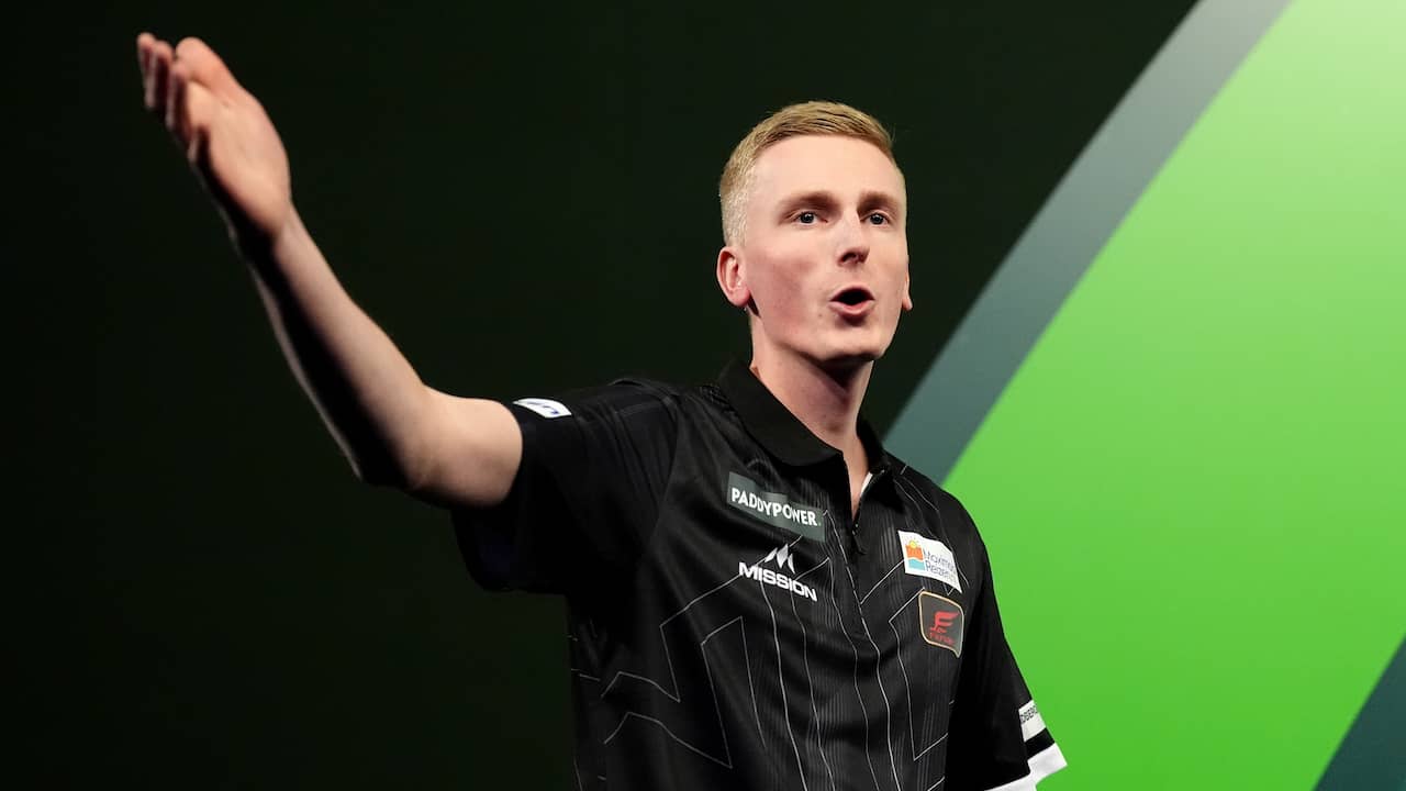 Wessel Nijman bekroont topmaand met zijn derde dartstitel ooit | Darts ...