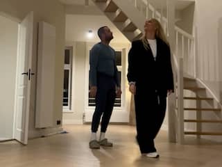 Dave Roelvink vraagt partner Marijn Kuipers ten huwelijk in Finland ...