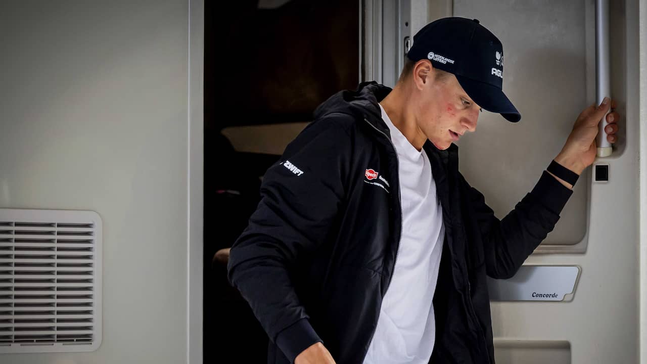 Van der Poel boos op zichzelf na domme fout: 'Euforie van zondag nu deels weg' | Wielrennen | NU.nl
