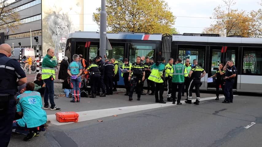 Gewonden bij botsing tussen trams in Rotterdam, vier mensen naar het ...