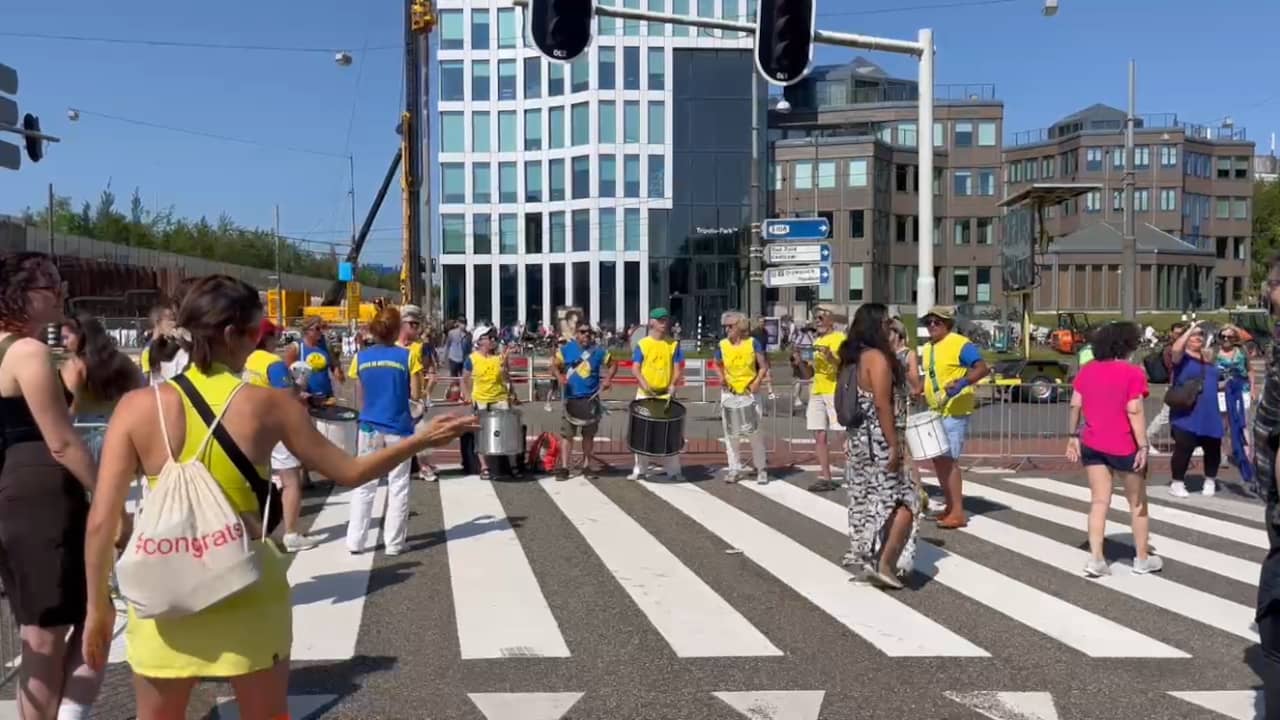 Lees terug: dit gebeurde er op Festival Op de Ring - NU.nl