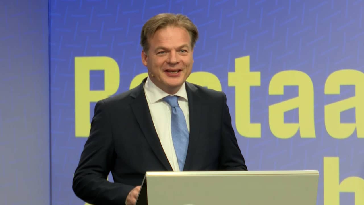 Interview Pieter Omtzigt: 'Ik verwacht een stapje extra van burgers ...