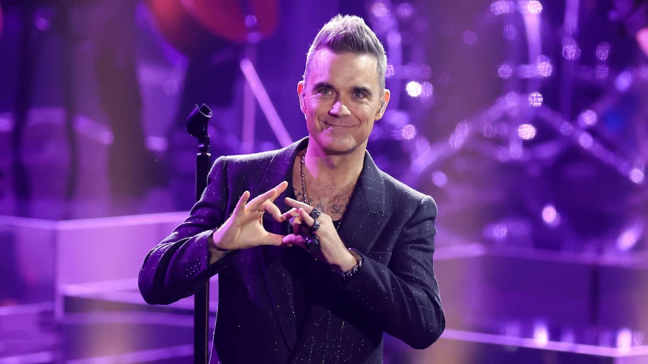 Robbie Williams openhartig in documentaire: 'Ik leefde op een banaan ...