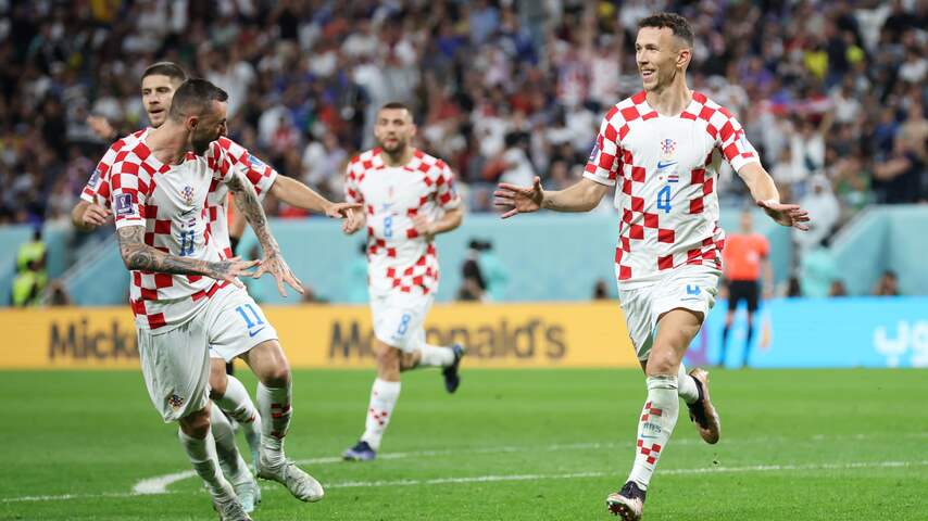 Kroatië beëindigt WK-droom Japan via penalty's en staat in kwartfinales ...