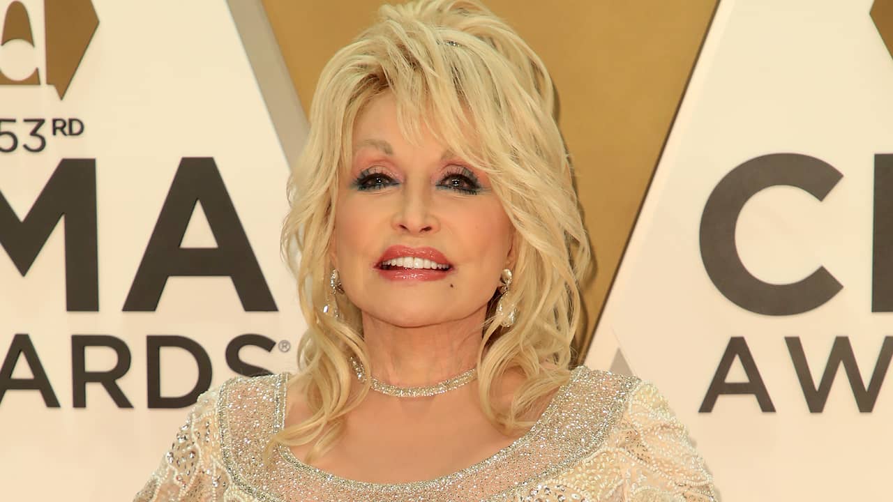 Dolly Parton 75 jaar: haar vermaardste uitspraken | Achterklap | NU.nl